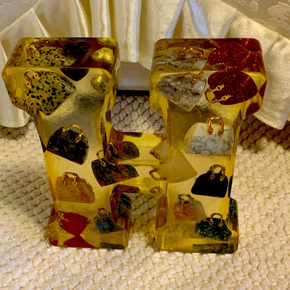 Large Letter Stand “H” - Gem